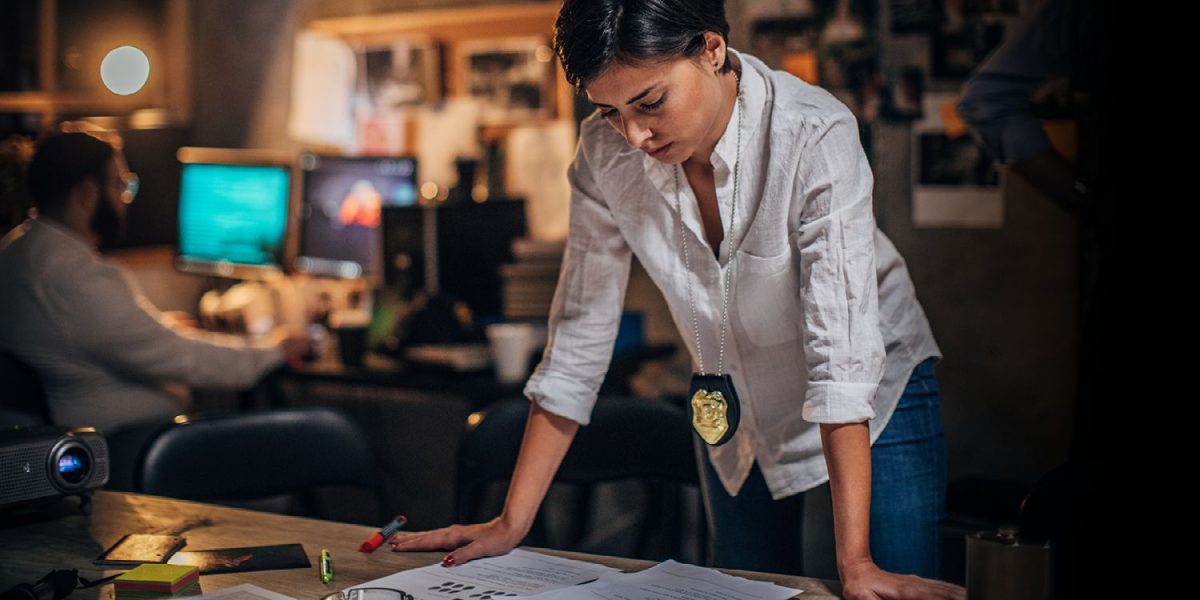 How Do Criminal Defense Lawyers Build a Strong Case?